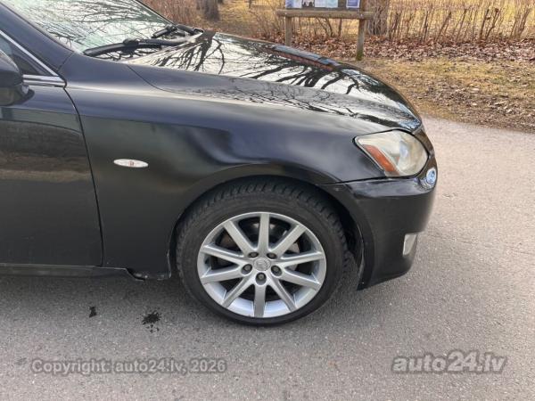 Melns Lexus IS 2006 Tallina, ar dzinēja tilpumu 2.20 L un nobraukumu 222 tūkst. km par 1999 €, foto 9 vietnē AUTOMOTO.COM.LV