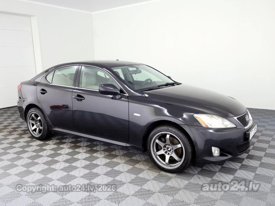Melns Lexus IS 2006 Tallina, ar dzinēja tilpumu 2.20 L un nobraukumu 379 tūkst. km par 1999 €, foto 1 vietnē AUTOMOTO.COM.LV