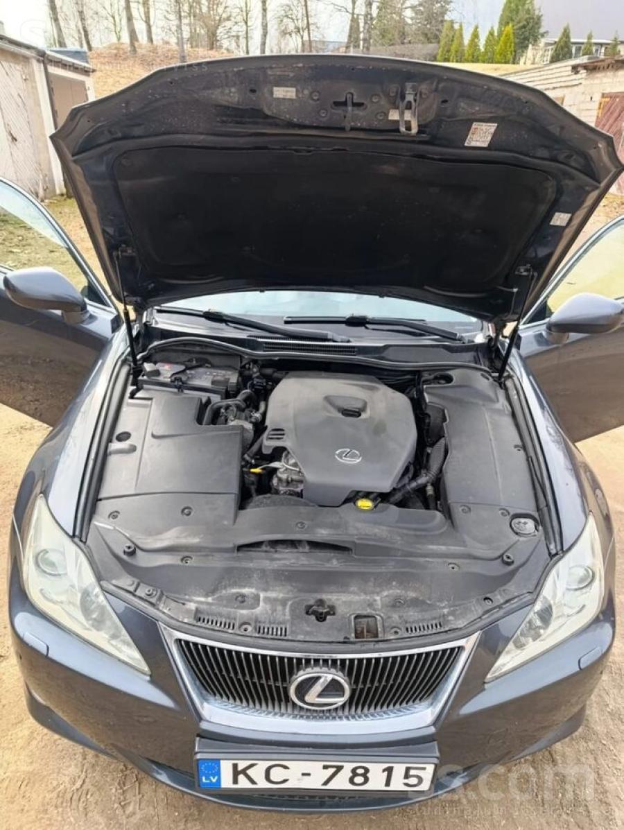Melns Lexus IS 2006 Rīga, ar dzinēja tilpumu 2.20 L un nobraukumu 245 tūkst. km par 3000 €, foto 8 vietnē AUTOMOTO.COM.LV