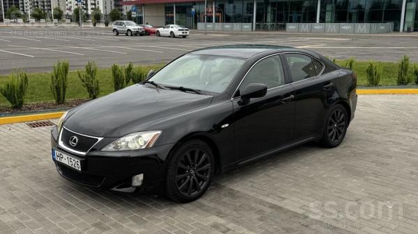 Black Lexus IS 2006 in Riga, with an engine capacity of 2.50 L and mileage of 147 thousand km for 4900 €, photo 7 on AUTOMOTO.COM.LV