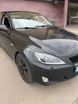Melns Lexus IS 2006 Rīga, ar dzinēja tilpumu 2.20 L un nobraukumu 339 tūkst. km par 2100 €, foto 4 vietnē AUTOMOTO.COM.LV