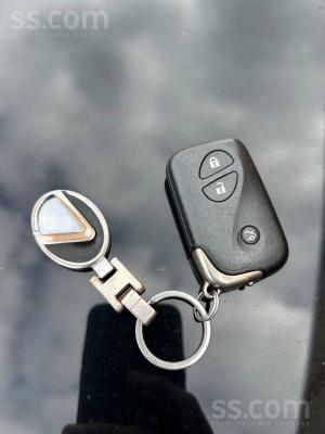 Melns Lexus IS 2006 Rīga, ar dzinēja tilpumu 2.20 L un nobraukumu 339 tūkst. km par 2100 €, foto 15 vietnē AUTOMOTO.COM.LV