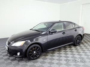 Black Lexus IS 2006 in Tallinn, with an engine capacity of 2.20 L and mileage of 336 thousand km for 2499 €, photo 3 on AUTOMOTO.COM.LV