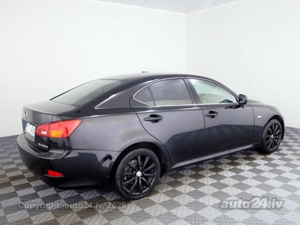 Melns Lexus IS 2006 Tallina, ar dzinēja tilpumu 2.20 L un nobraukumu 336 tūkst. km par 2499 €, foto 3 vietnē AUTOMOTO.COM.LV