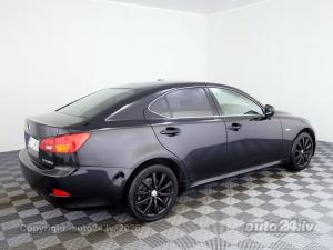 Black Lexus IS 2006 in Tallinn, with an engine capacity of 2.20 L and mileage of 336 thousand km for 2499 €, photo 4 on AUTOMOTO.COM.LV