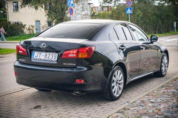Lexus IS 2006 Rīga vietnē Melns Lexus IS 2006 Rīga, ar dzinēja tilpumu 2.20 L un nobraukumu 345 tūkst. km par 1590 €, foto 5 vietnē AUTOMOTO.COM.LV