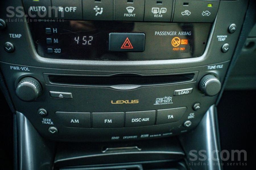 Black Lexus IS 2006 in Riga, with an engine capacity of 2.20 L and mileage of 345 thousand km for 1590 €, photo 15 on AUTOMOTO.COM.LV