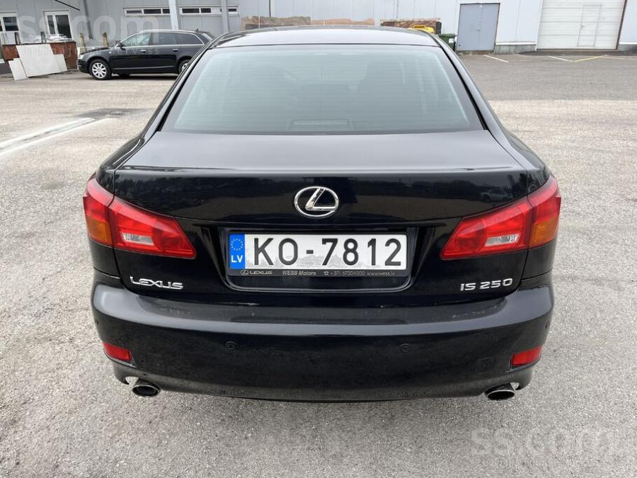 Melns Lexus IS 2007 Rīga, ar dzinēja tilpumu 2.50 L un nobraukumu 250 tūkst. km par 25800 €, foto 6 vietnē AUTOMOTO.COM.LV