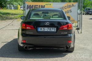 Melns Lexus IS 2007 Liepāja, ar dzinēja tilpumu 2.50 L un nobraukumu 207 tūkst. km par 4200 €, foto 5 vietnē AUTOMOTO.COM.LV