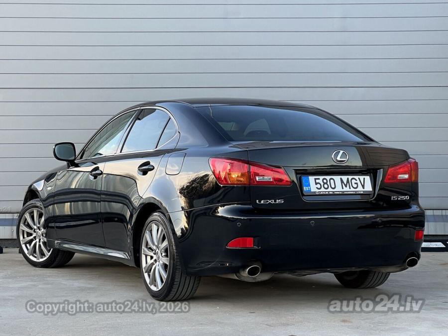 Black Lexus IS 2007 in Tallinn, with an engine capacity of 2.50 L and mileage of 179 thousand km for 6495 €, photo 4 on AUTOMOTO.COM.LV