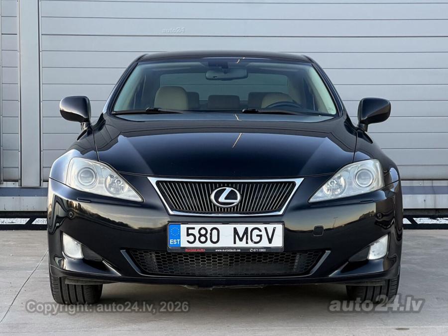 Black Lexus IS 2007 in Tallinn, with an engine capacity of 2.50 L and mileage of 179 thousand km for 6495 €, photo 5 on AUTOMOTO.COM.LV