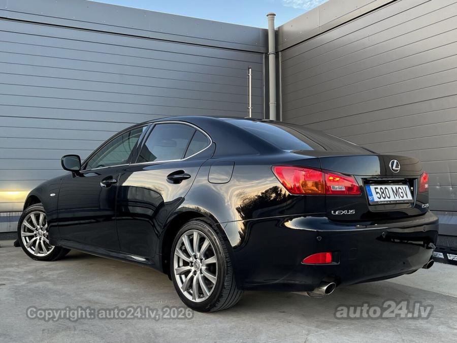 Black Lexus IS 2007 in Tallinn, with an engine capacity of 2.50 L and mileage of 179 thousand km for 6495 €, photo 10 on AUTOMOTO.COM.LV
