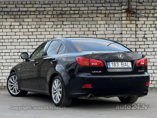 Melns Lexus IS 2007 Tallina, ar dzinēja tilpumu 2.50 L un nobraukumu 198 tūkst. km par 6795 €, foto 4 vietnē AUTOMOTO.COM.LV