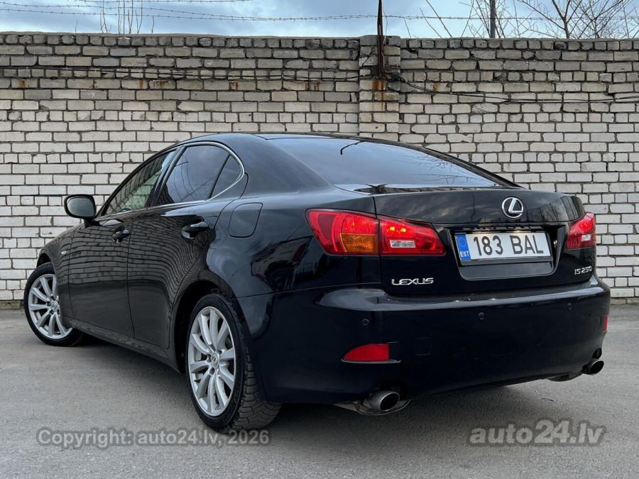 Melns Lexus IS 2007 Tallina, ar dzinēja tilpumu 2.50 L un nobraukumu 198 tūkst. km par 6795 €, foto 10 vietnē AUTOMOTO.COM.LV