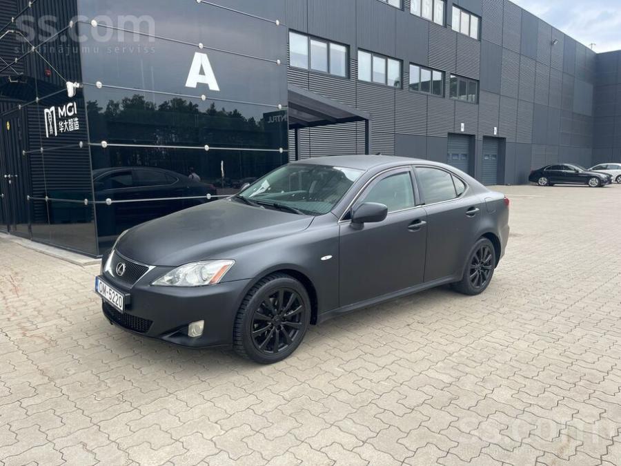 Black Lexus IS 2007 in Riga, with an engine capacity of 2.20 L and mileage of 0 thousand km for 2350 €, photo 13 on AUTOMOTO.COM.LV