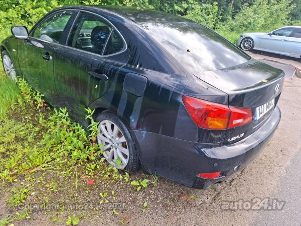 Black Lexus IS 2007 in Keila, with an engine capacity of 2.50 L and mileage of 300 thousand km for 1399 €, photo 2 on AUTOMOTO.COM.LV