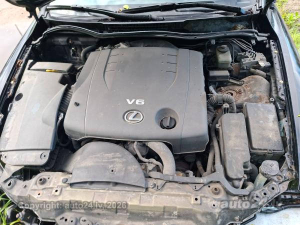 Black Lexus IS 2007 in Keila, with an engine capacity of 2.50 L and mileage of 300 thousand km for 1399 €, photo 5 on AUTOMOTO.COM.LV
