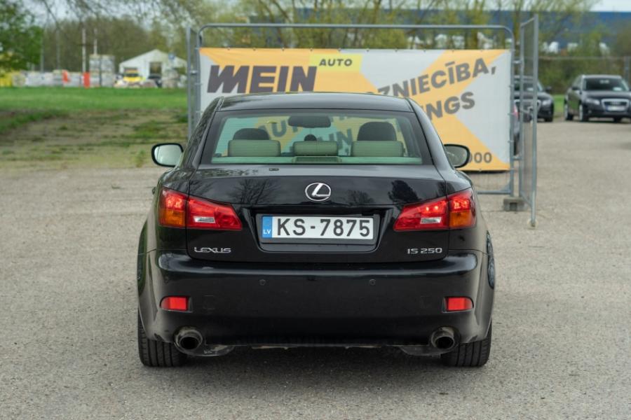 Melns Lexus IS 2007 Rīga, ar dzinēja tilpumu 2.50 L un nobraukumu 207 tūkst. km par 4200 €, foto 7 vietnē AUTOMOTO.COM.LV