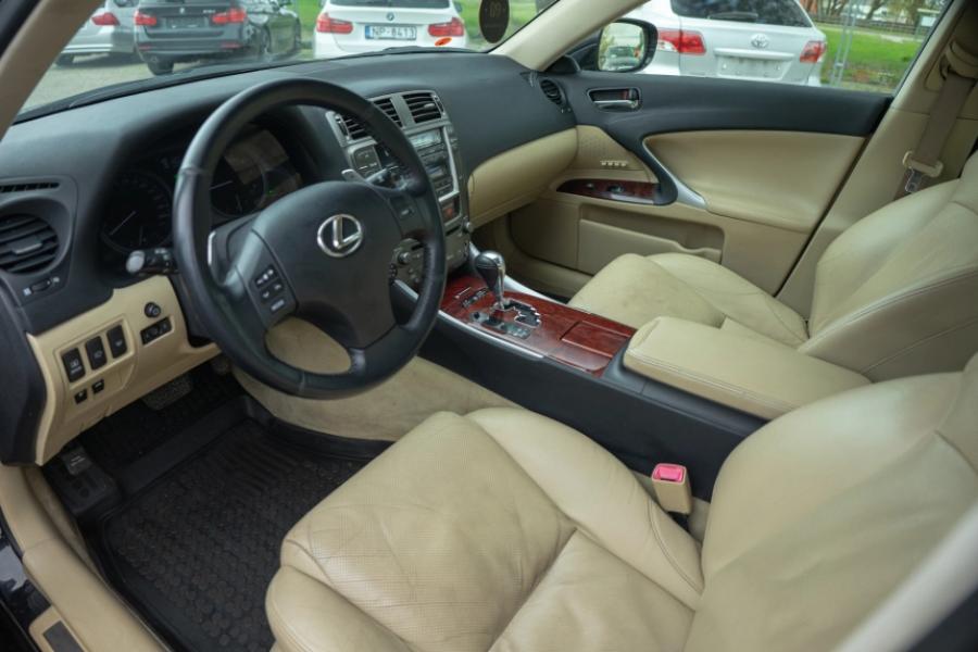 Melns Lexus IS 2007 Rīga, ar dzinēja tilpumu 2.50 L un nobraukumu 207 tūkst. km par 4200 €, foto 19 vietnē AUTOMOTO.COM.LV