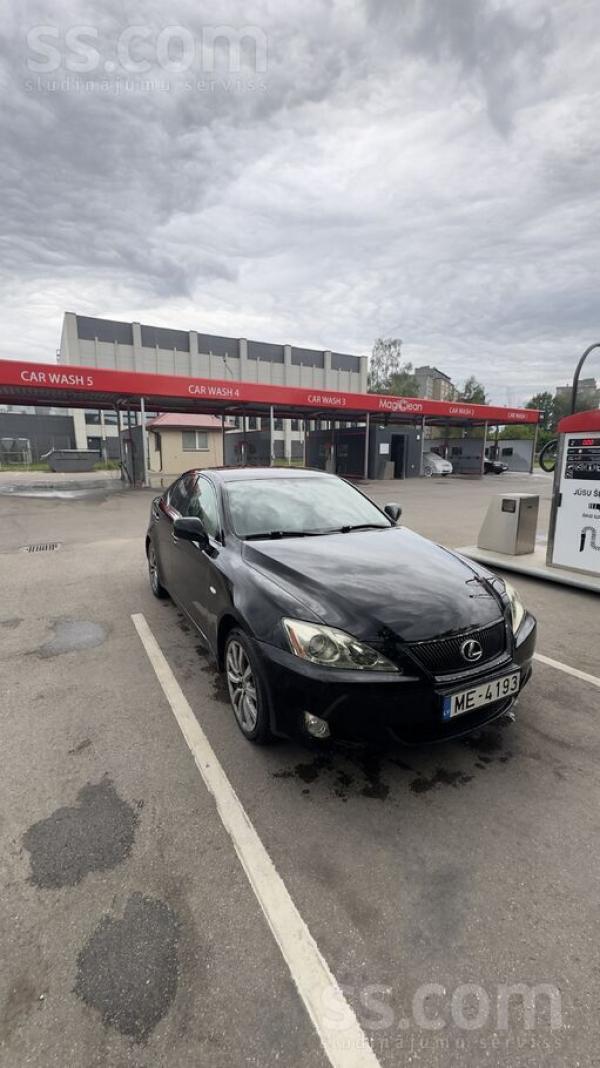 Melns Lexus IS 2007 Daugavpils, ar dzinēja tilpumu 2.20 L un nobraukumu 316 tūkst. km par 2100 €, foto 2 vietnē AUTOMOTO.COM.LV
