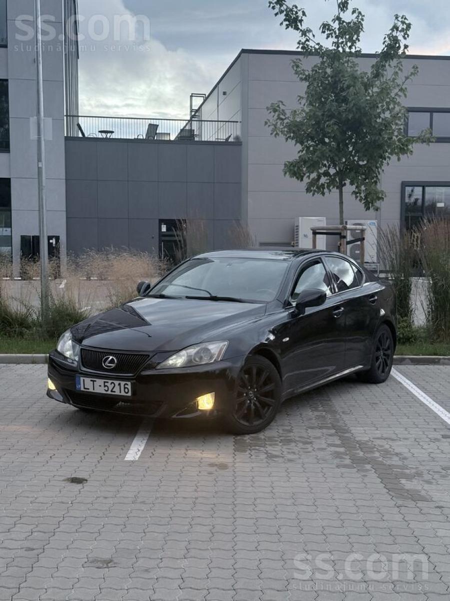 Melns Lexus IS 2007 Rīga, ar dzinēja tilpumu 2.50 L un nobraukumu 244 tūkst. km par 3999 €, foto 3 vietnē AUTOMOTO.COM.LV