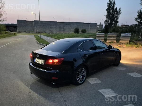 Melns Lexus IS 2007 Valmiera, ar dzinēja tilpumu 2.50 L un nobraukumu 155 tūkst. km par 6003 €, foto 8 vietnē AUTOMOTO.COM.LV