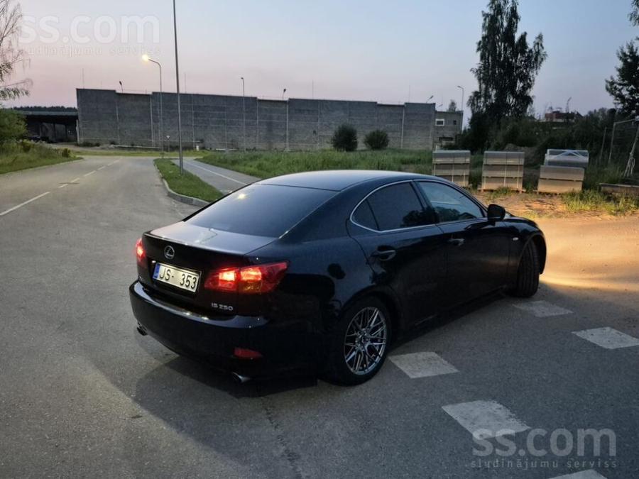 Melns Lexus IS 2007 Valmiera, ar dzinēja tilpumu 2.50 L un nobraukumu 155 tūkst. km par 6003 €, foto 8 vietnē AUTOMOTO.COM.LV