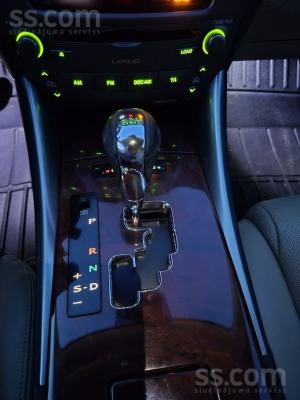 Melns Lexus IS 2007 Valmiera, ar dzinēja tilpumu 2.50 L un nobraukumu 155 tūkst. km par 6003 €, foto 17 vietnē AUTOMOTO.COM.LV