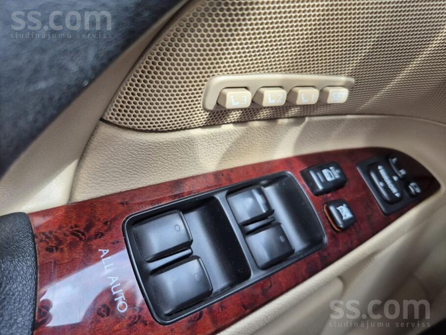 Melns Lexus IS 2007 Valmiera, ar dzinēja tilpumu 2.50 L un nobraukumu 155 tūkst. km par 6003 €, foto 19 vietnē AUTOMOTO.COM.LV
