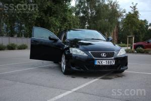 Black Lexus IS 2007 in Riga, with an engine capacity of 2.50 L and mileage of 267 thousand km for 3600 €, photo 4 on AUTOMOTO.COM.LV