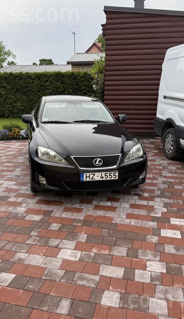 Melns Lexus IS 2008 Jelgava, ar dzinēja tilpumu 2.20 L un nobraukumu 302 tūkst. km par 3300 €, foto 11 vietnē AUTOMOTO.COM.LV