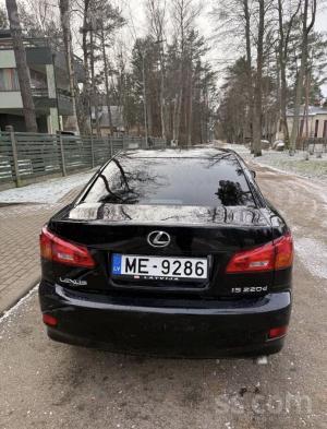 Black Lexus IS 2008 in Riga, with an engine capacity of 2.20 L and mileage of 305 thousand km for 2800 €, photo 2 on AUTOMOTO.COM.LV