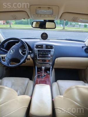 Melns Lexus IS 2008 Rīga, ar dzinēja tilpumu 2.50 L un nobraukumu 251 tūkst. km par 5100 €, foto 6 vietnē AUTOMOTO.COM.LV