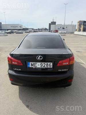Melns Lexus IS 2008 Rīga, ar dzinēja tilpumu 2.20 L un nobraukumu 310 tūkst. km par 2650 €, foto 3 vietnē AUTOMOTO.COM.LV