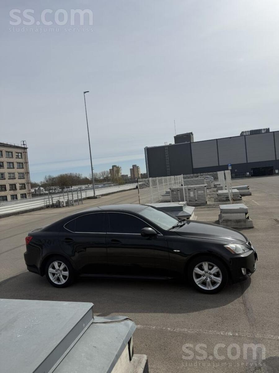 Melns Lexus IS 2008 Rīga, ar dzinēja tilpumu 2.20 L un nobraukumu 310 tūkst. km par 2650 €, foto 6 vietnē AUTOMOTO.COM.LV