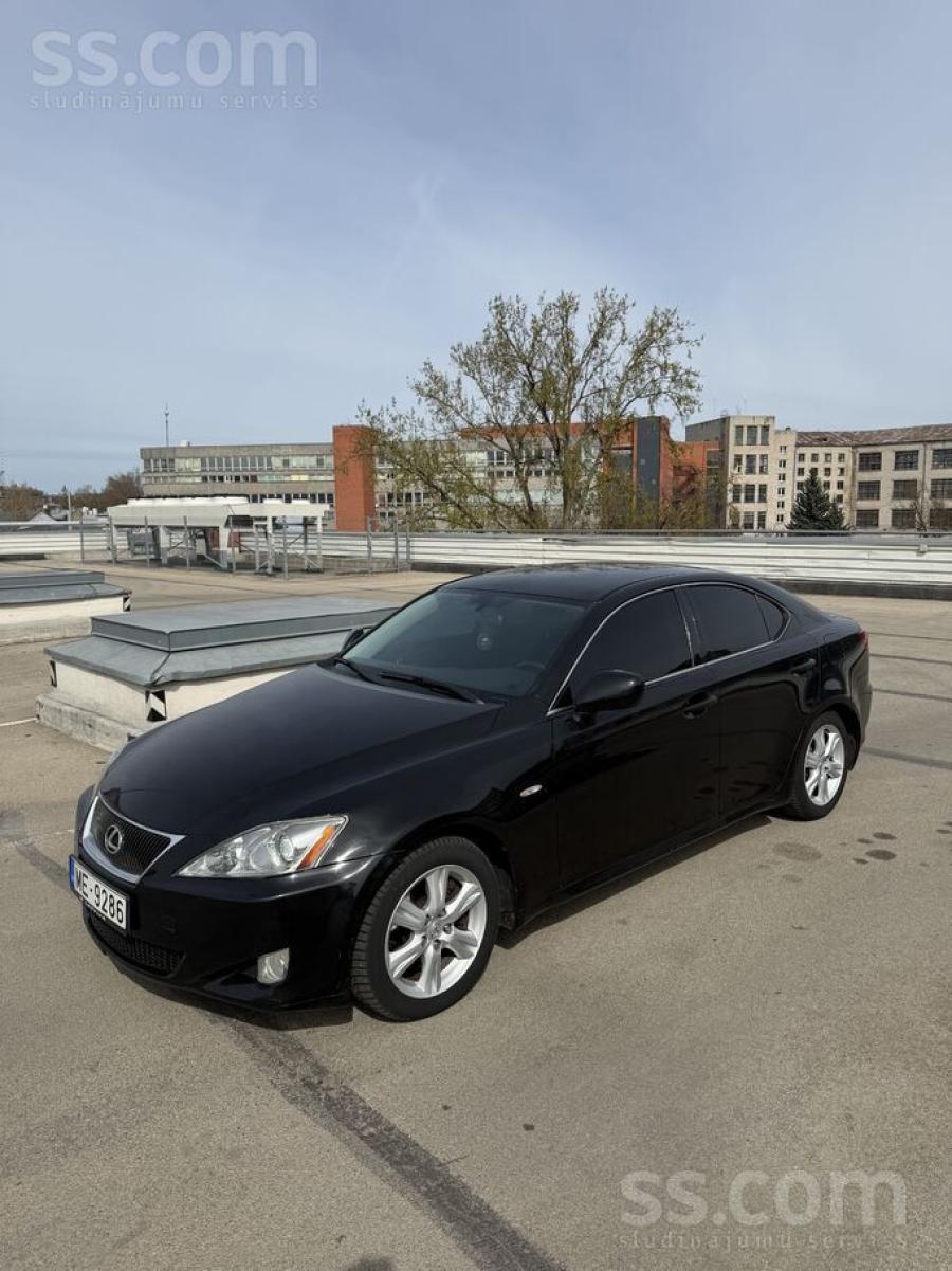 Melns Lexus IS 2008 Rīga, ar dzinēja tilpumu 2.20 L un nobraukumu 310 tūkst. km par 2650 €, foto 8 vietnē AUTOMOTO.COM.LV