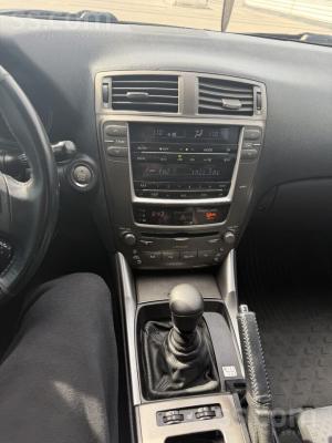 Melns Lexus IS 2008 Rīga, ar dzinēja tilpumu 2.20 L un nobraukumu 310 tūkst. km par 2650 €, foto 10 vietnē AUTOMOTO.COM.LV