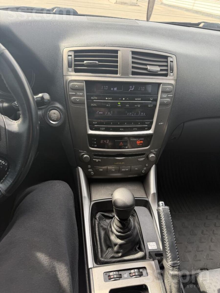 Melns Lexus IS 2008 Rīga, ar dzinēja tilpumu 2.20 L un nobraukumu 310 tūkst. km par 2650 €, foto 10 vietnē AUTOMOTO.COM.LV