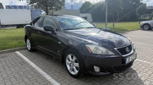 Black Lexus IS 2008 in Riga, with an engine capacity of 2.20 L and mileage of 312 thousand km for 3500 €, photo 10 on AUTOMOTO.COM.LV