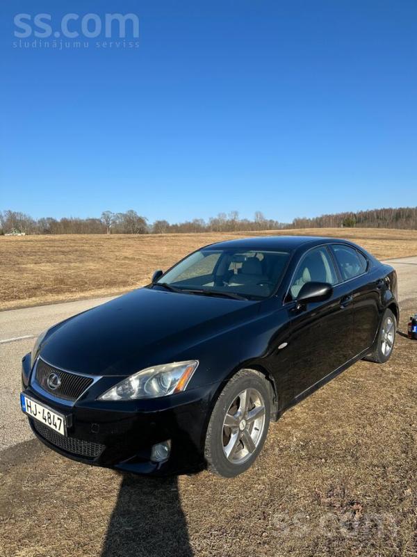 Black Lexus IS 2009 in Rezekne, with an engine capacity of 2.20 L and mileage of 90 thousand km for 4500 €, photo 1 on AUTOMOTO.COM.LV