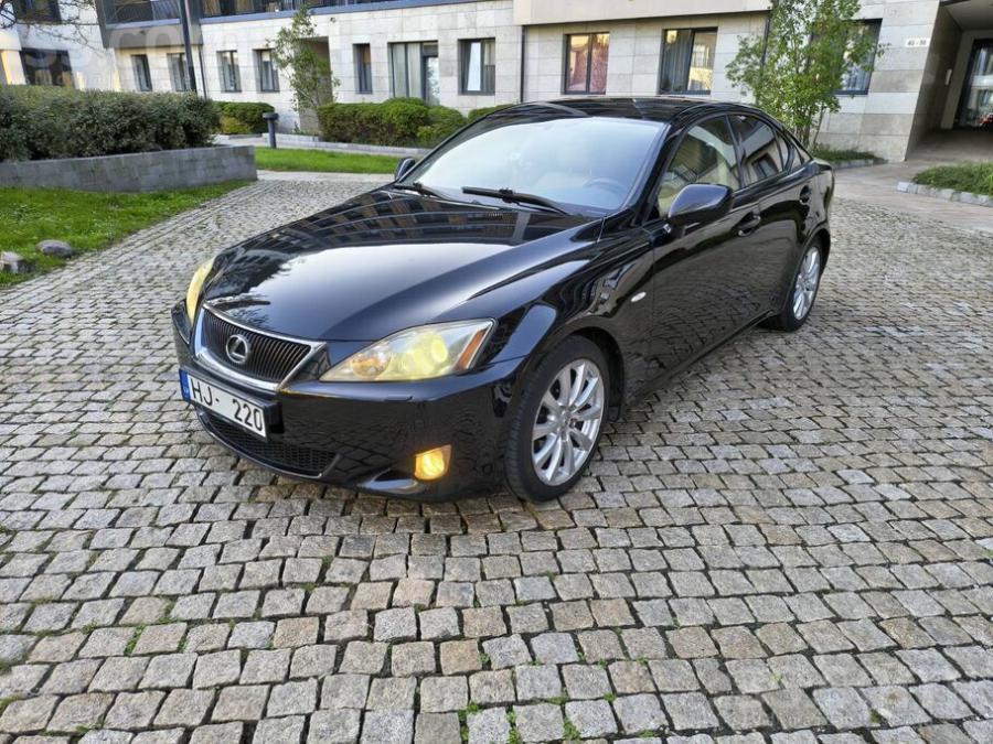 Melns Lexus IS 2009 Rīga, ar dzinēja tilpumu 2.50 L un nobraukumu 211 tūkst. km par 6150 €, foto 1 vietnē AUTOMOTO.COM.LV