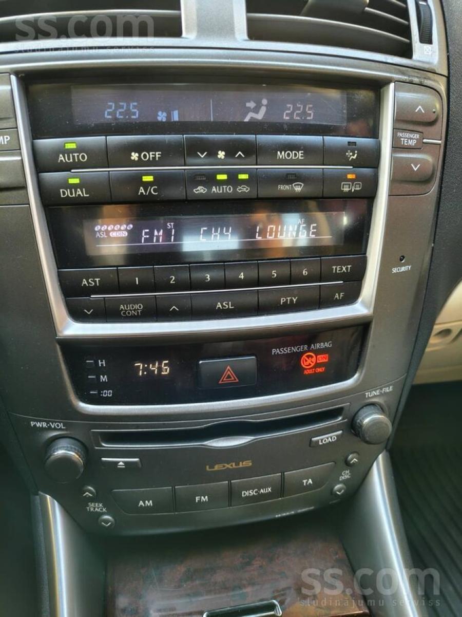 Melns Lexus IS 2009 Rīga, ar dzinēja tilpumu 2.50 L un nobraukumu 211 tūkst. km par 6150 €, foto 9 vietnē AUTOMOTO.COM.LV