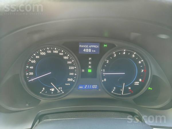 Black Lexus IS 2009 in Riga, with an engine capacity of 2.50 L and mileage of 211 thousand km for 6150 €, photo 9 on AUTOMOTO.COM.LV