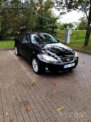 Melns Lexus IS 2009 Jelgava, ar dzinēja tilpumu 2.20 L un nobraukumu 221 tūkst. km par 3500 €, foto  vietnē AUTOMOTO.COM.LV