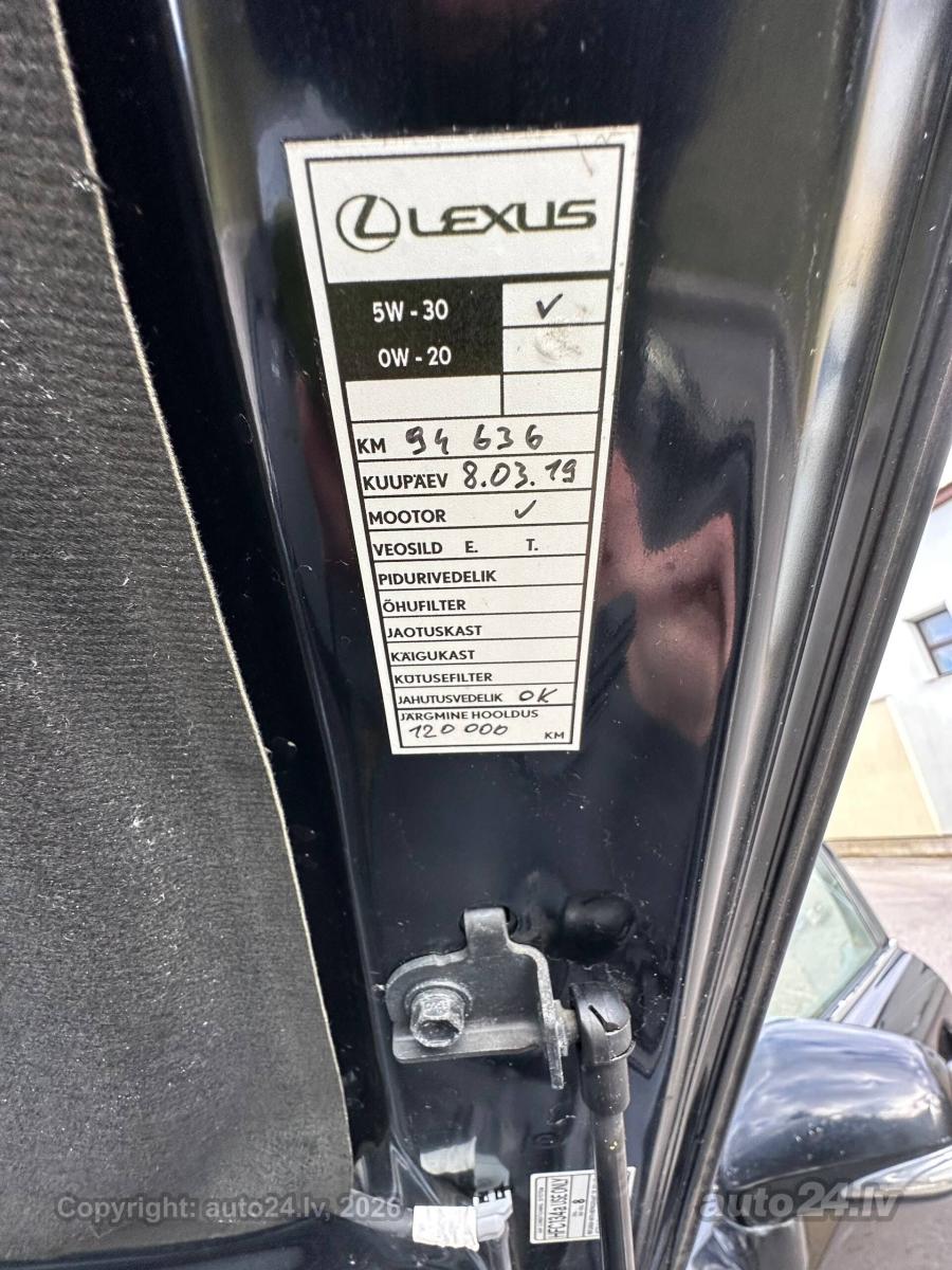 Melns Lexus IS 2010 Tallina, ar dzinēja tilpumu 2.50 L un nobraukumu 132 tūkst. km par 2999 €, foto 18 vietnē AUTOMOTO.COM.LV
