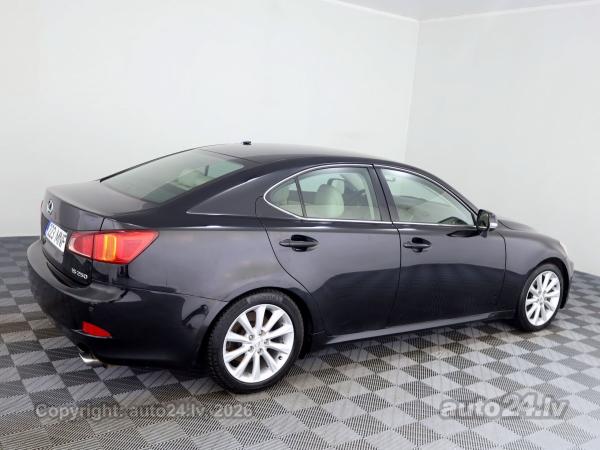 Melns Lexus IS 2010 Tallina, ar dzinēja tilpumu 2.50 L un nobraukumu 132 tūkst. km par 4199 €, foto 3 vietnē AUTOMOTO.COM.LV