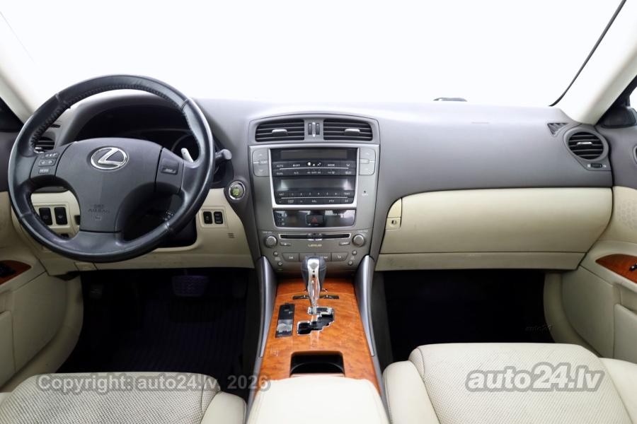 Black Lexus IS 2010 in Tallinn, with an engine capacity of 2.50 L and mileage of 132 thousand km for 4199 €, photo 6 on AUTOMOTO.COM.LV