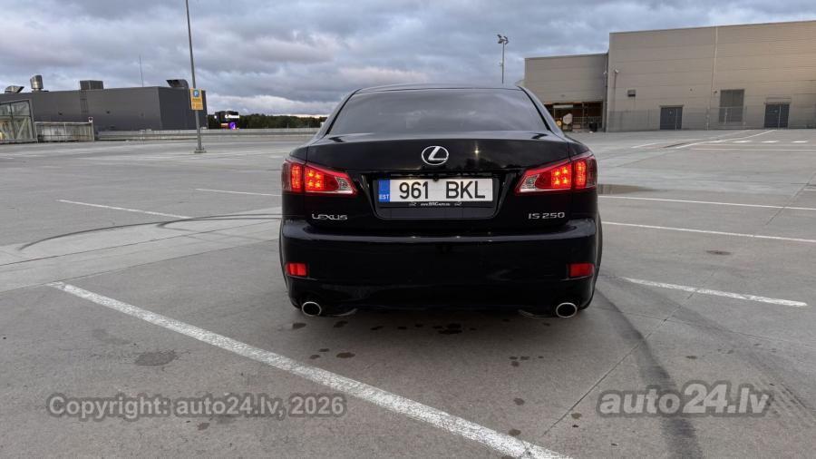 Black Lexus IS 2010 in Tallinn, with an engine capacity of 2.50 L and mileage of 154 thousand km for 8790 €, photo 6 on AUTOMOTO.COM.LV