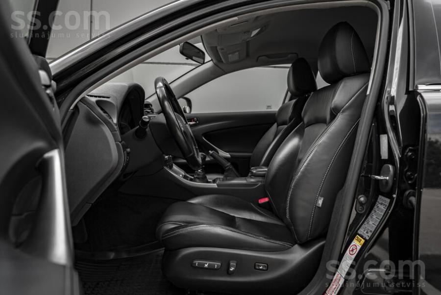 Melns Lexus IS 2010 Rīga, ar dzinēja tilpumu 2.20 L un nobraukumu 237 tūkst. km par 4990 €, foto 10 vietnē AUTOMOTO.COM.LV