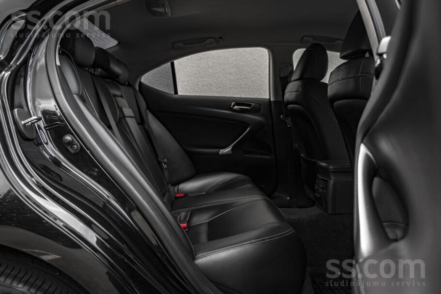 Melns Lexus IS 2010 Rīga, ar dzinēja tilpumu 2.20 L un nobraukumu 237 tūkst. km par 4990 €, foto 14 vietnē AUTOMOTO.COM.LV